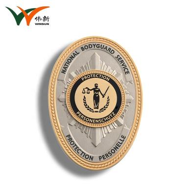 Cina Distintivi di Pin di logo di Durable Company, perni di collare su ordinazione graziosi leggeri in vendita