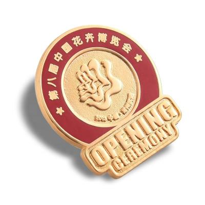 Cina Il piccolo Pin di metallo in bianco leggero Badges la prova dell'abrasione degli elementi del ricordo in vendita