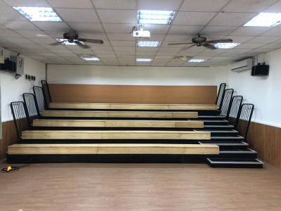 Cina Disposizione dei posti a sedere multiuso di Hall Movable Timber Retractable Bleacher in vendita