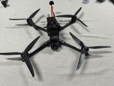 China Drones FPV de largo alcance de 10 pulgadas, 20 km, cámara de visión nocturna, 4.2G, VTX de 10W, antena de 4.2G con pila ELRS de 2.4g/915, 65A, dron de carreras FPV de alta velocidad en venta