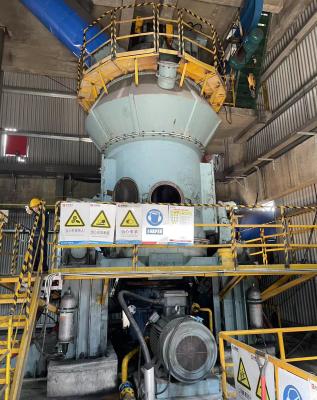 中国 ハイドロリックジプス垂直ローラーミール 最高のジプス垂直ローラーミルの製造者 高磨き効率低磨き 販売のため