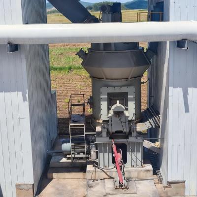 China 45-50t/h Output Vertical Coal Mill for Fine Powder Crushing And Grinding Materials Coal for sale