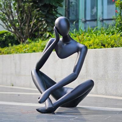 China Reflective Black White Figurative Art Sculpture Urban Public Space Installation for sale