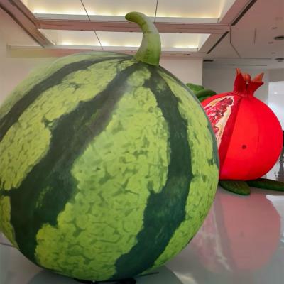 China Giant FRP Fruit Vegetable Sculpture Series Hyper Realistic Commercial Display Art for sale