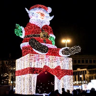 China Elegant Stainless Steel Acrylic Christmas Santa Claus Sculpture RGB LED Lights Hand Forged Customized Shape Outdoor Indoor for sale