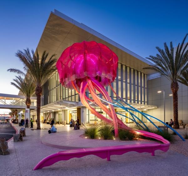 Quality Dynamic Sculpture Custom LED Giant Jellyfish Art Installations Ideal for Urban Landscape Enhancement and Public Space Decoration for sale