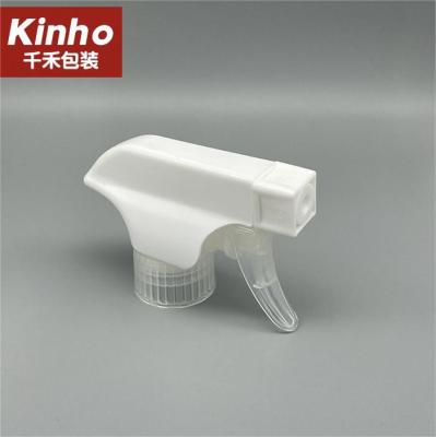 Cina Mini pompa a mano per ugello a grilletto in PP bianco nero 24 410 Mini spruzzatore a grilletto per bottiglia d'acqua in vendita