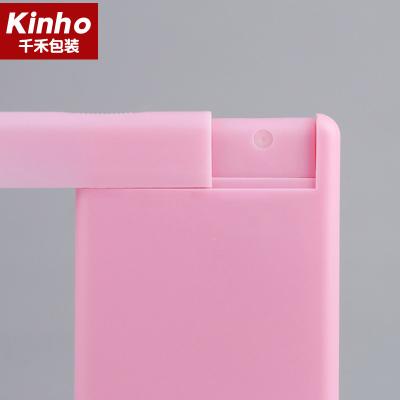 Cina Bottiglie di profumo vuote da viaggio Disinfettante per le mani a forma di carta con tappo a slittamento da 20 ml in vendita