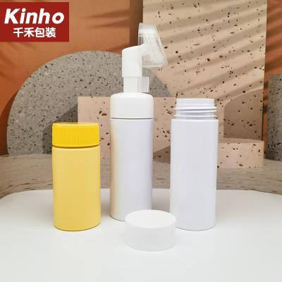 Cina 43/410 di liscio costolato del coperchio a vite di plastica con la guarnizione per i rifornimenti di pulizia riutilizzabili del pacchetto della bottiglia della schiuma di 43mm in vendita
