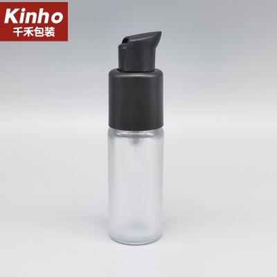 Cina 0.4cc Black Matt 20/410 Plastic Cream Pump For Serum Water Essence Foundation in vendita