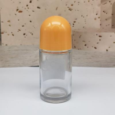 Cina Empty Clear Deodorant Stick Container Thick Glass Roller Ball Essential Oil Bottle 50ml in vendita