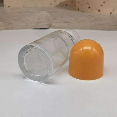 Cina Empty Clear Deodorant Stick Container Thick Glass Roller Ball Essential Oil Bottle 50ml in vendita