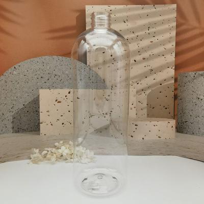 Cina 28/410 Plastic PET Water Bottle Hot Stamping Surface 32oz 1000ml in vendita