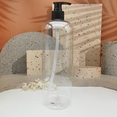 Cina 32oz 1000ml 28/410 Neck Plastic PET Bottle With Pump Sprayer Trigger For Shampoo in vendita