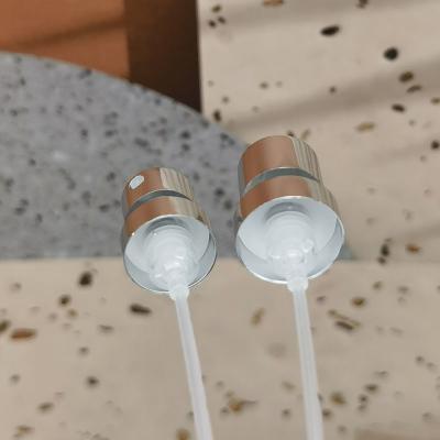 China 0.1cc 13mm 15mm 18mm Crimp Aluminum Perfume Sprayer Corrosion Resistant Te koop