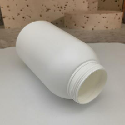 Cina 600ml Boston Cylinder Plastic HDPE Foam Pump Bottle For 3cc 58mm Foam Pump in vendita