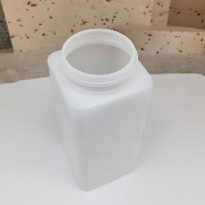 Cina 500ml Square Plastic HDPE Foam Pump Bottle 3cc 58mm Closure Size in vendita