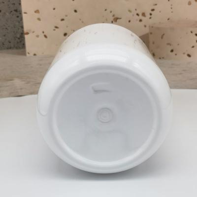 Cina 500ml Round Cylinder Plastic PET Foam Pump Bottle For 3cc 58mm in vendita
