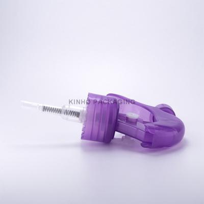 Cina 0.5CC Mini spruzzatore di accensione in plastica Spruzzatore d'acqua pompa a mano Nozzolo del mouse 24MM in vendita