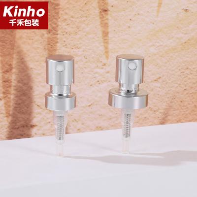 Cina 15/18/20MM Pompa d'acqua di nebbia fine Spruzzatore di profumi in alluminio Pompa di crimping 0,13ML Per bottiglia di vetro in vendita