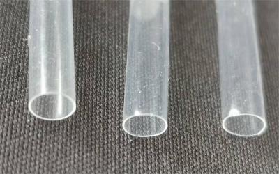 Cina Tubi per riduzione del calore PVDF a parete sottile trasparenti Tubi per riduzione del calore polivinilidene fluoruro semi-rigidi in vendita