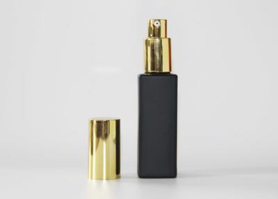 Cina bottiglia di vetro di lusso nera opaca del siero delle bottiglie di olio essenziale 30ml con la pompa in vendita