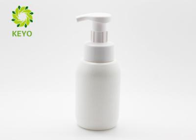 Cina Bottiglie vuote della pompa dell'HDPE cilindrico di forma 200ml per sciampo ed il balsamo in vendita