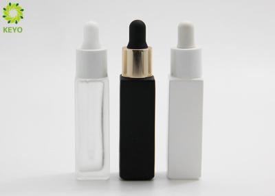 Cina Abitudine cosmetica un quadrato glassato il nero bianco di 10 di ml bottiglie di olio essenziale in vendita