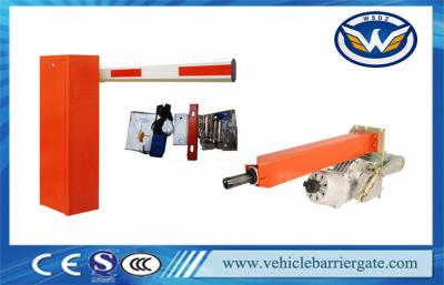 Cina Portoni automatici del lotto di parcheggio di veicolo del portone della barriera del tributo 0.6s della strada principale in vendita