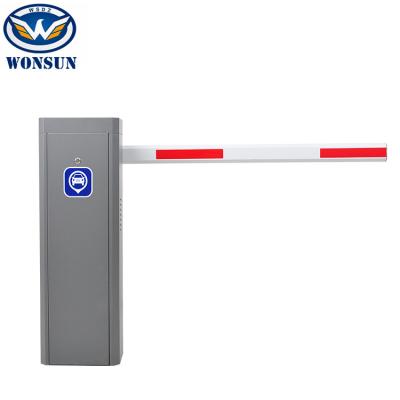 Cina Portone regolabile della barriera DC24V dell'asta del parcheggio di velocità a basso rumore della barriera in vendita