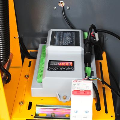 Chine moteur 24VDC maximum 6 mètres porte automatique de barrière de stationnement de barrière de boom pour le système de péage à vendre