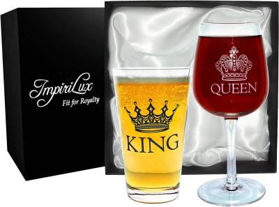 Cina King Beer & Queen Wine Glass Set per gli anniversari di nozze in vendita