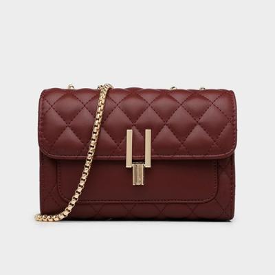China New Fashion Small Fragrance Chain Bag Korean Version Versatile One Shoulder Messenger Underarm Bag for sale