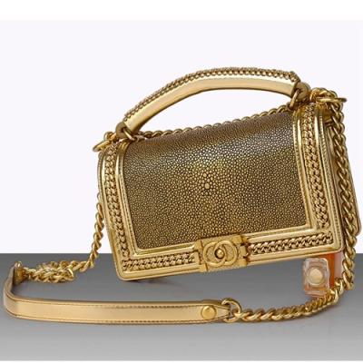 China Light Luxury Women's Bag Pearl Fish Chain Bag Leather Devil Fish Gold 2022 New One-Shoulder Messenger Bag for sale