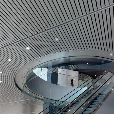 Китай Белый потолок линейное U85 металла алюминия цвета сформировал толщину 0.6mm продается