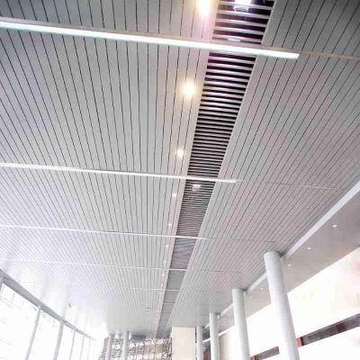 중국 중단된 알루미늄 금속 천장 방해 Ｕ를 코팅하는 파우더는 형성했습니다 판매용