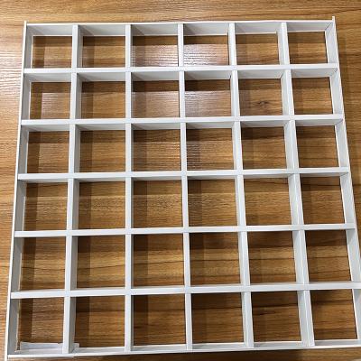ショッピング モールのカスタマイズされたサイズのためのアルミニウム595x595mmの格子天井のタイル