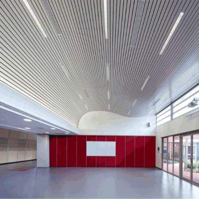 China Demountable U Strip Aluminum Metal Ceiling Square Edge Plain Pattern for sale