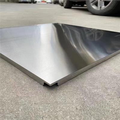 Cina 600x600mm Pannello per soffitti in acciaio inossidabile con clip nascosta nella piastrella per soffitti in vendita