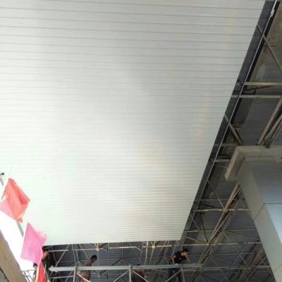 Cina soffitto di alluminio del metallo della striscia di altezza C di 16mm per il centro commerciale in vendita