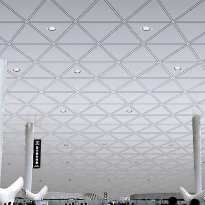 중국 천장 1000x1000x1000mm의 주문형 색 알루미늄 삼각 클립 판매용