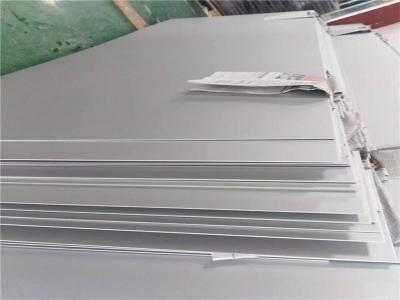 Cina Aluminium Alloy Sheet with Tolerance ±0.02mm, MOQ 1 Ton, Made in China in vendita