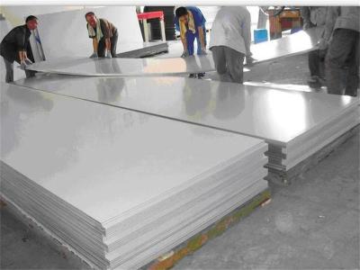 Cina Aluminium Alloy Sheet with Tolerance ±0.02mm, MOQ 1 Ton, Made in China in vendita