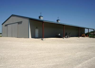 China Light Gauge Prefab Steel Structure Building Farm Steel Structures 200km/H Anti Wind for sale