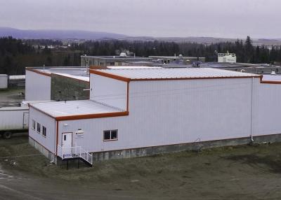 China Irregular Shape Prefab Steel Structure Building For Workshop Earthquake Proof for sale