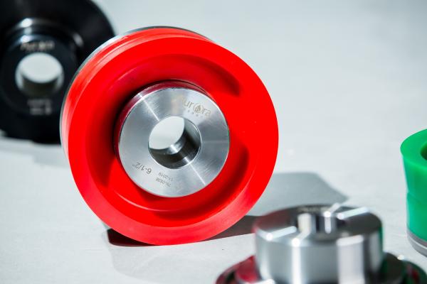 12-P-160 Urethane Bonded Mud Pump Piston 6-1/2