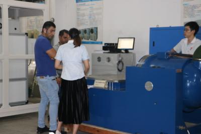 中国 車の部品ISO 16750のための正弦そして任意電動振動シェーカー 販売のため