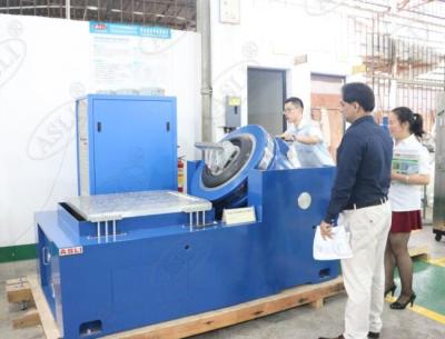 China 100g Acceleration Vibration Testing Machine with 10000N Sine Force and 1 Year Warranty for sale