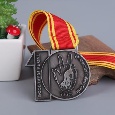 China Engraved general motorsport awards Motorbike Medals with Attendance Ribbon for clubs schools companies for sale
