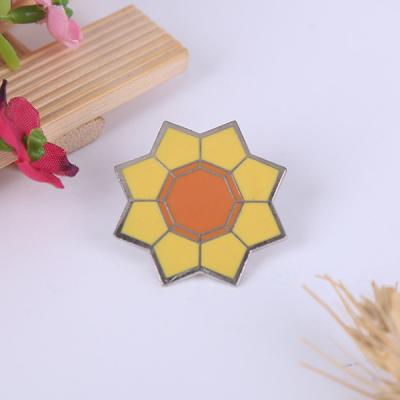 China Flower Kid's medal Nursery school White Nickel Pin Badge for sale